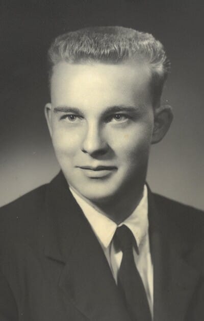 Obituary for Robert James Burris - 95.3 WKTN - Your Region, Your Radio